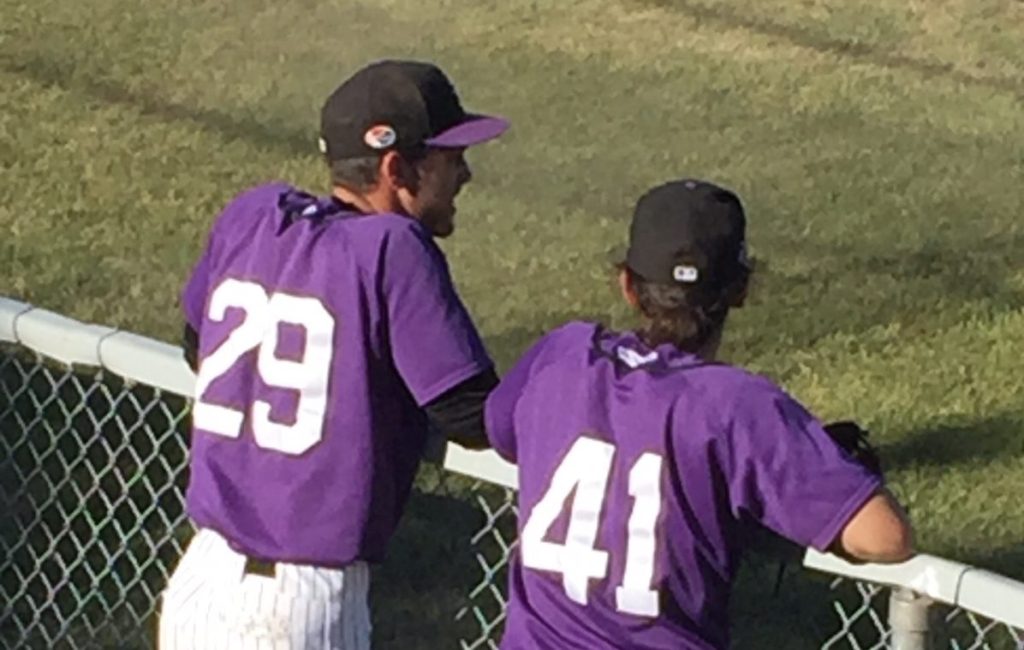 Deux frères et deux circuits dans la Ligue de baseball junior élite du ...