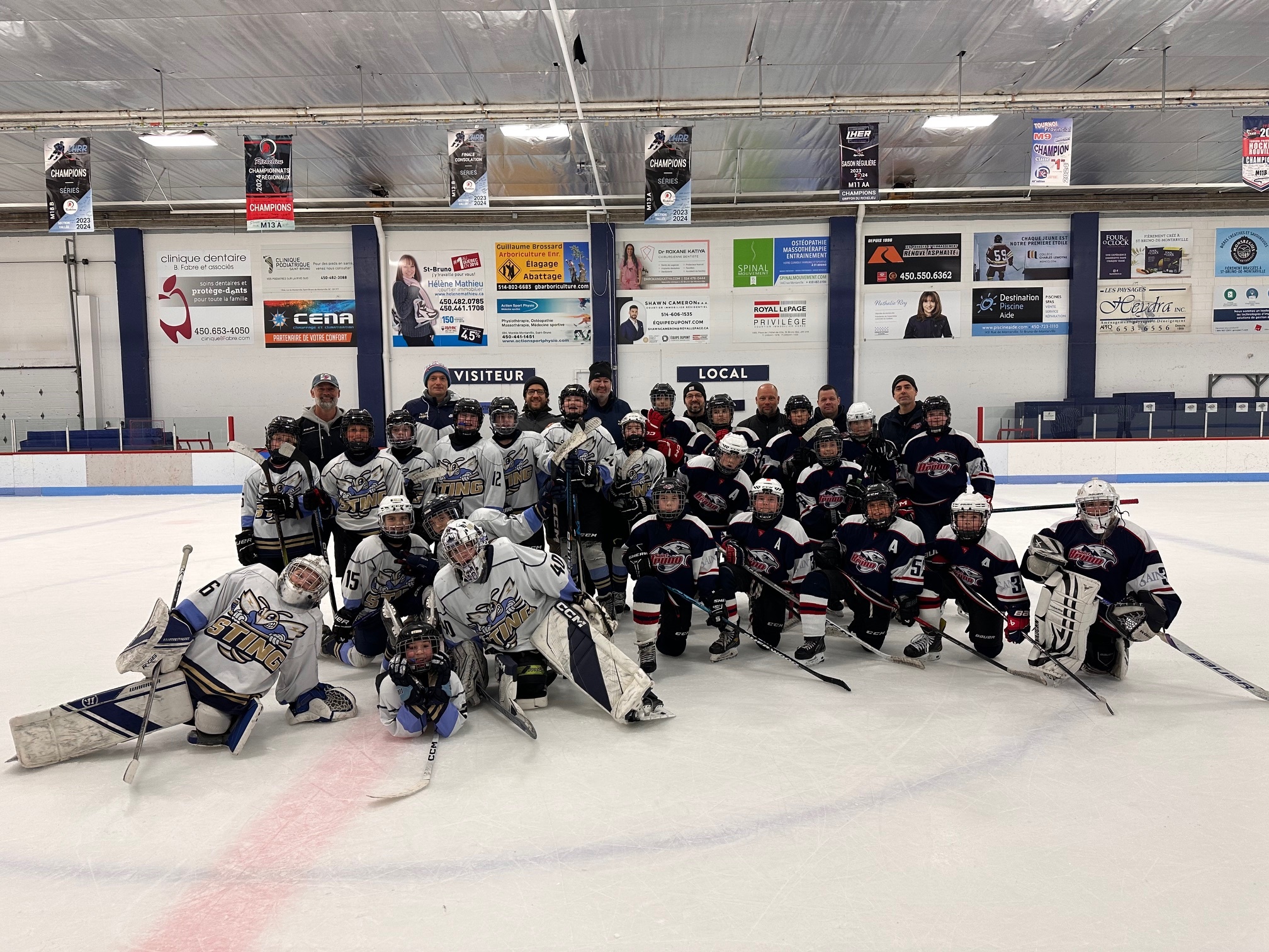 Saint-Bruno : un match amical à l'aréna - Les Versants