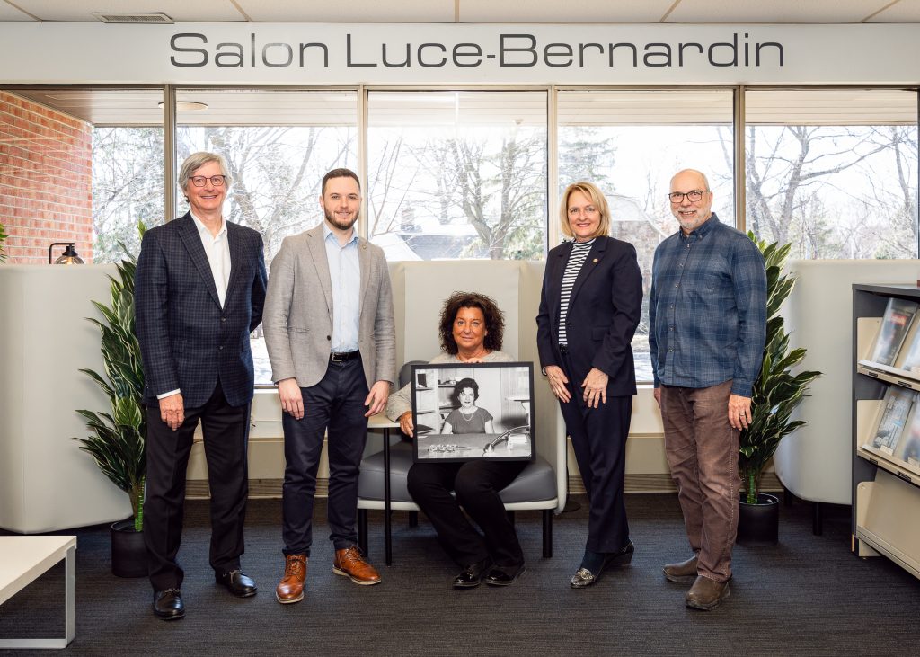 Saint-Bruno : le salon Luce-Bernardin en hommage à la première bibliothécaire - Les Versants
